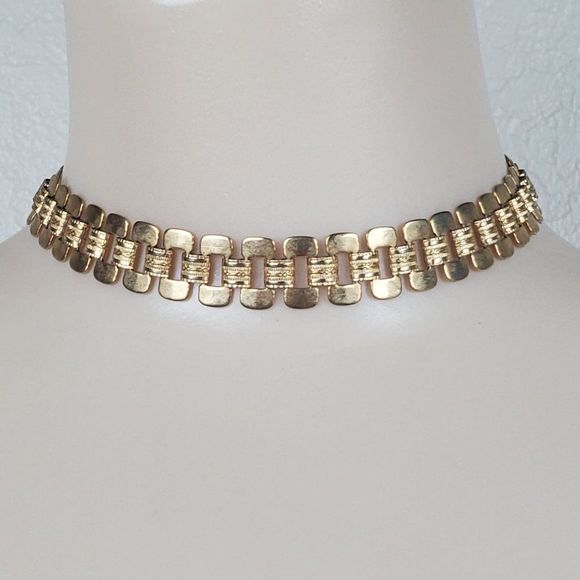 Vintage | Jewelry | Vintage Gold Toneetched Interlocking Square Link ...